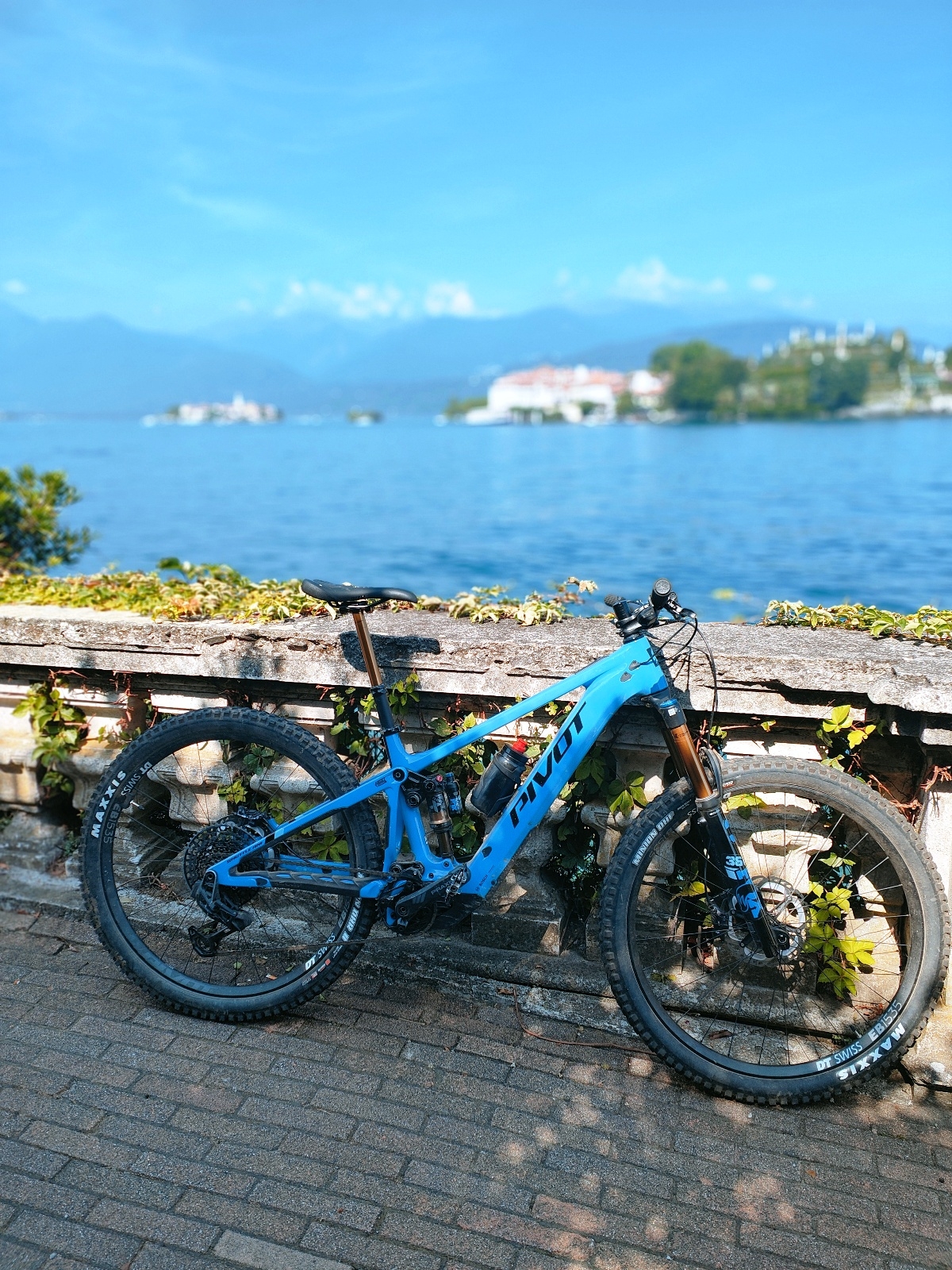 Pro-M – MTB & Road bikes » Blog Archive First ride Pivot Shuttle AM ...